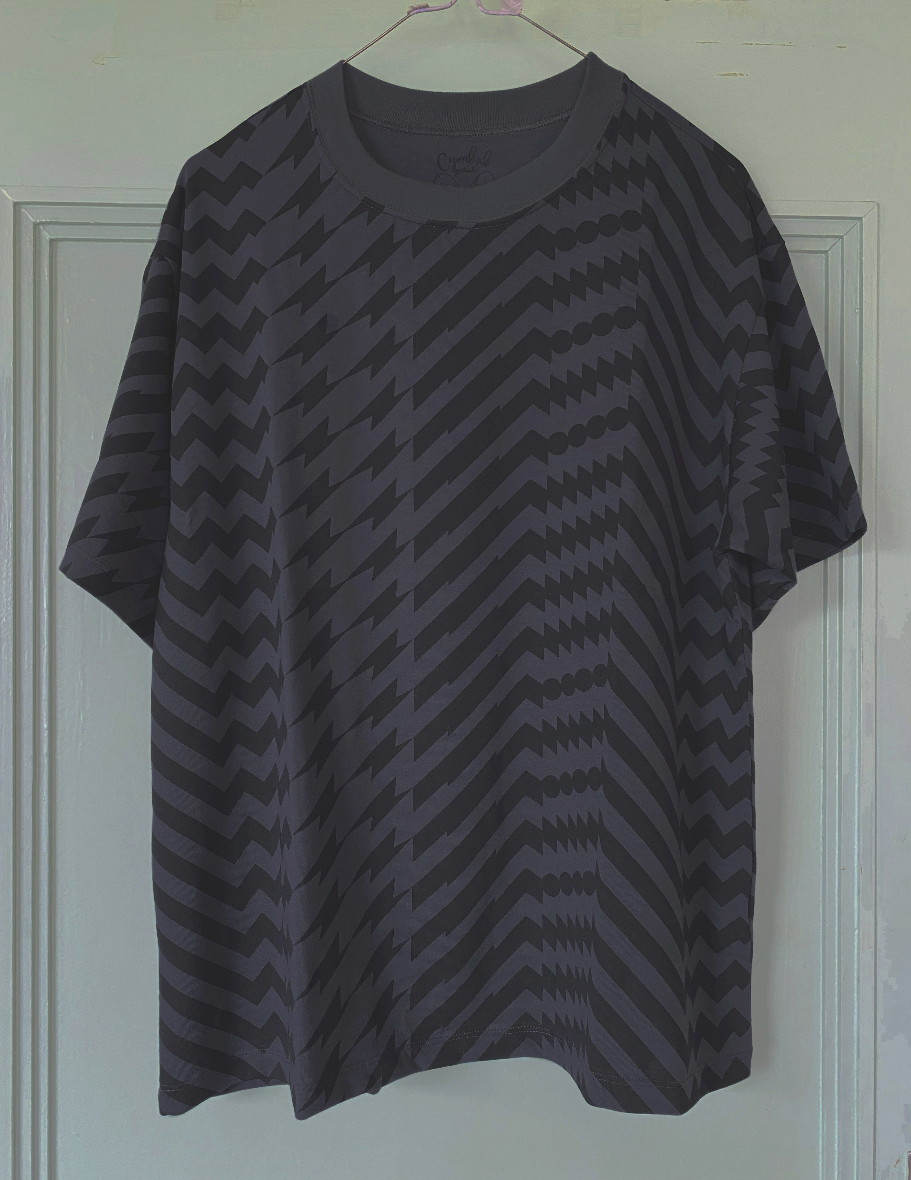 半袖Tシャツ / ギザギザチャコールグレー T-hirt cymbalprint009 Tシャツ ユニセックス ｜シンバルプリント / cymbal printの通販 | GsMALL